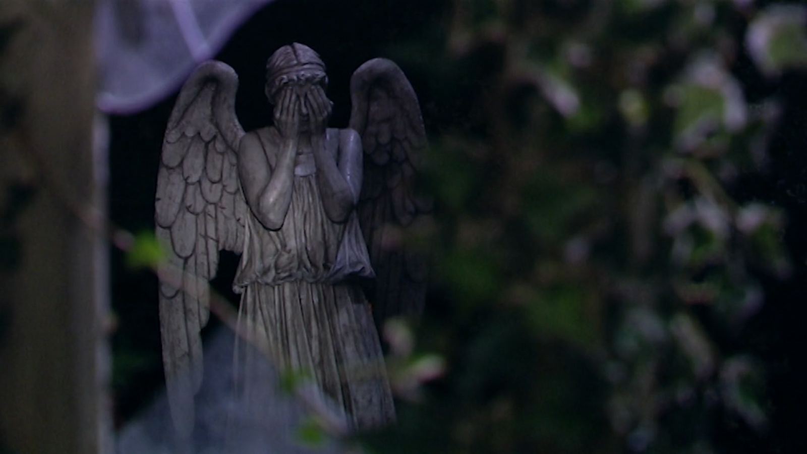 Ten "Joy to the World" Easter Eggs You Might Have Missed!
